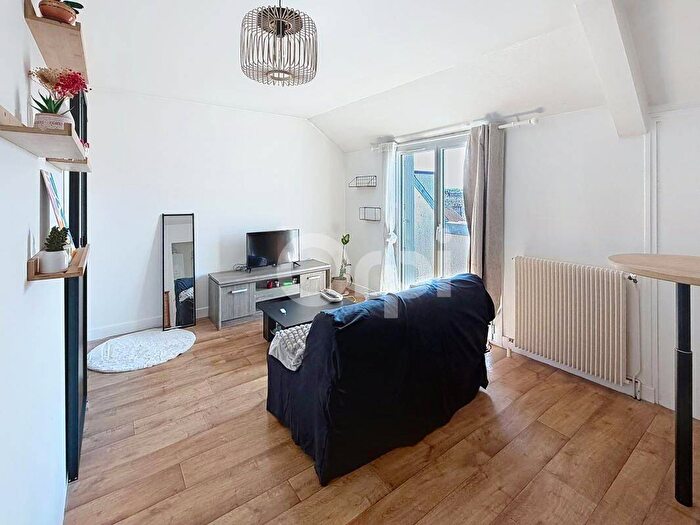 Bouygue, Brive-la-Gaillarde : Appartement 2 pièces à louer