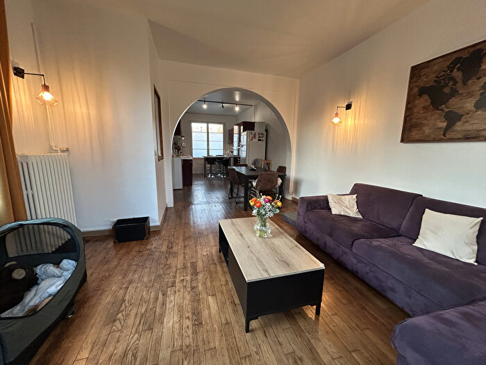 Maison à vendre - Trappes, Centre-ville, Jaurès, Gare - 4 pièces - 3 chambres