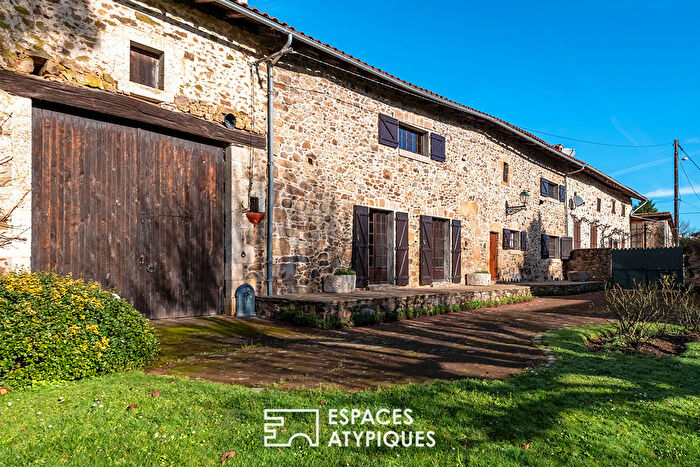 Maison à vendre - Massignac - 5 pièces - 3 chambres