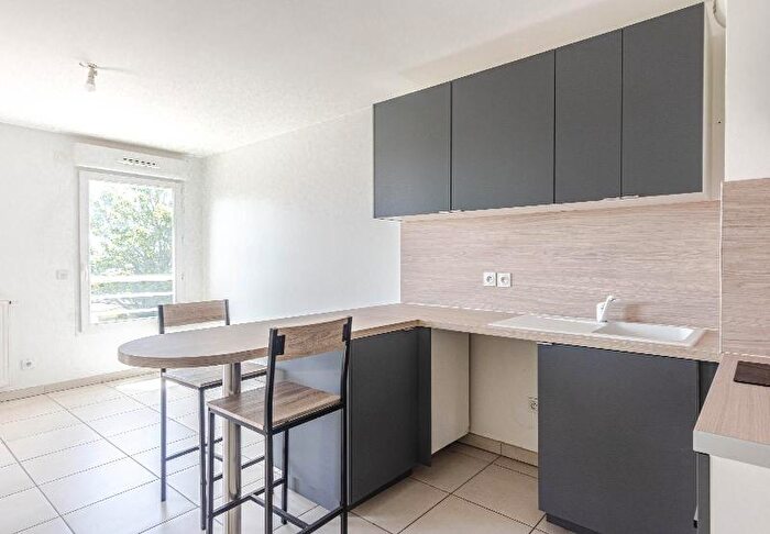 Appartement à louer - Cannes, Bocca Sud - 3 pièces - 2 chambres