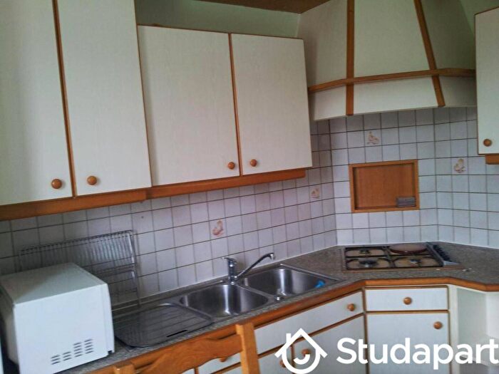 Appartement à louer - Francisco-Vern-Poterie, Rennes - 1 pièce - 3 chambres