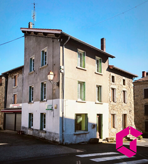 Maison à vendre - Viverols - 7 pièces - 5 chambres