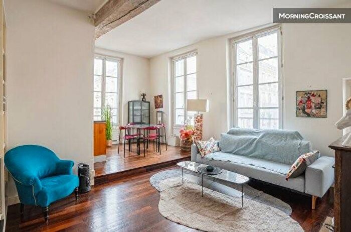 Appartement à louer - Saint Thomas dAquin, Paris ème arrondissement - 2 pièces - 1 chambre