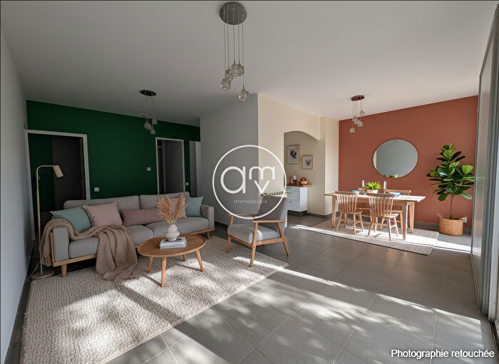 Appartement à vendre - Hyères, Pyanet - 3 pièces - 2 chambres