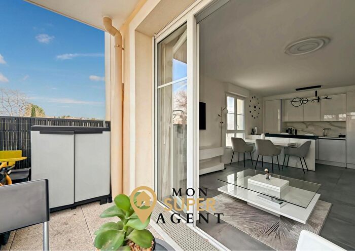 Appartement à vendre - Le Mée-sur-Seine, Le Village - 3 pièces - 2 chambres