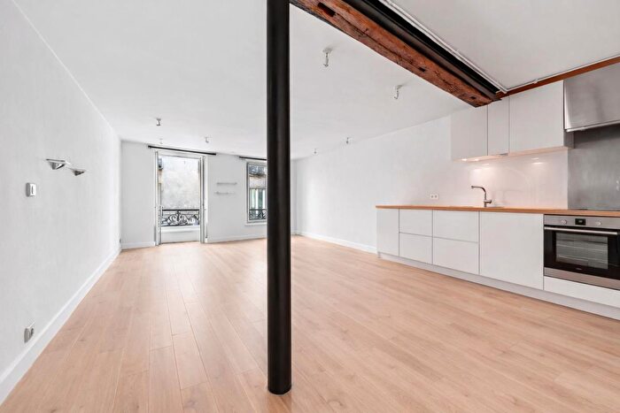 Appartement à vendre - Paris e , République, Saint-Ambroise - 2 pièces - 1 chambre