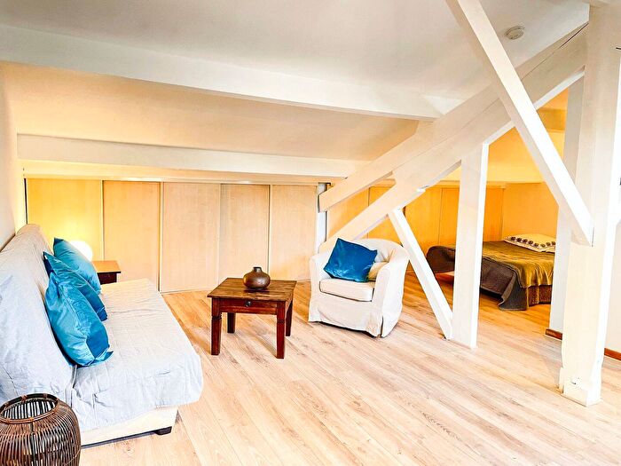 Luynes, Aix-en-Provence - Appartement 1 pièce à louer