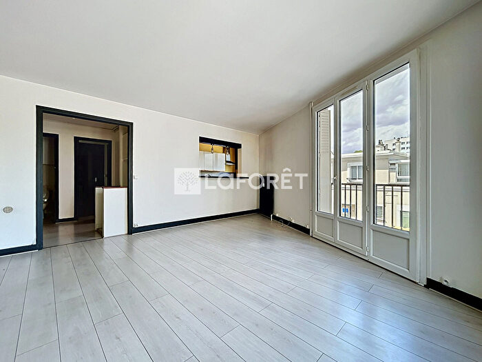 Appartement 2 pièces à louer à Sucy-en-Brie, Centre-ville