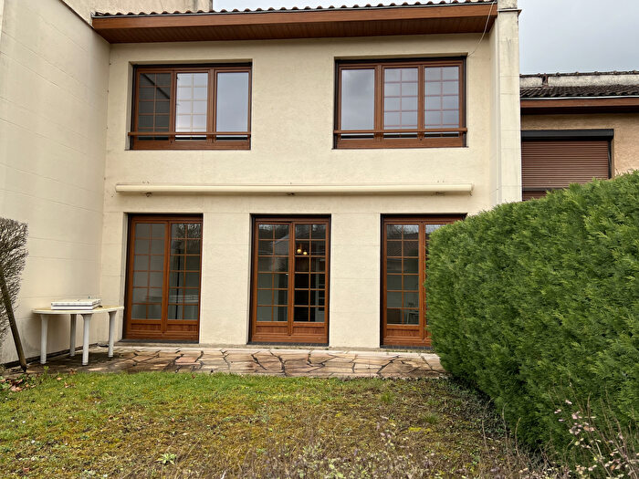 Maison à louer - Ris-Orangis, Mairie, Hameaux - 6 pièces - 4 chambres