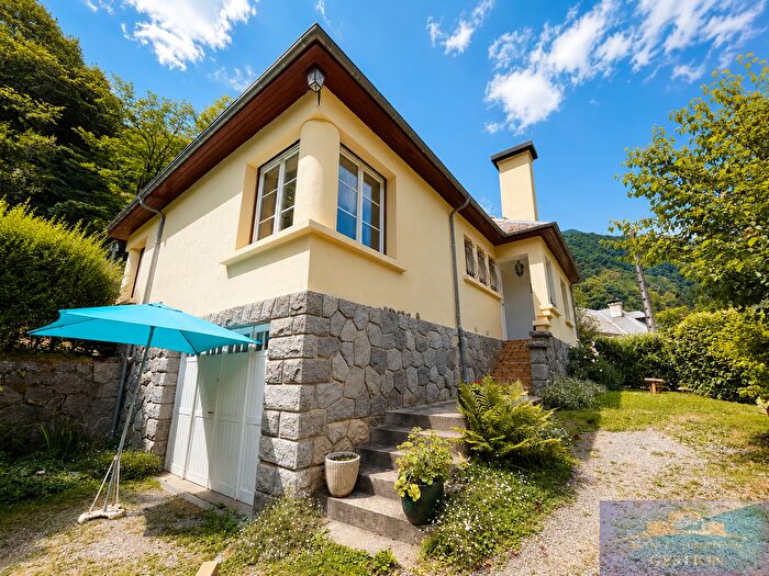 Saligos : Maison 8 pièces à vendre
