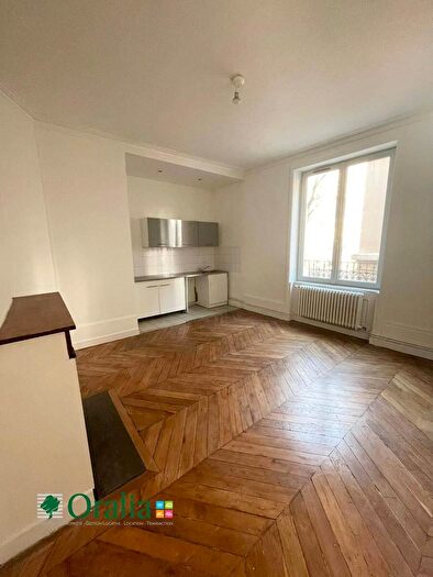 Appartement à louer - Ainay, Lyon ème arrondissement - 3 pièces - 2 chambres