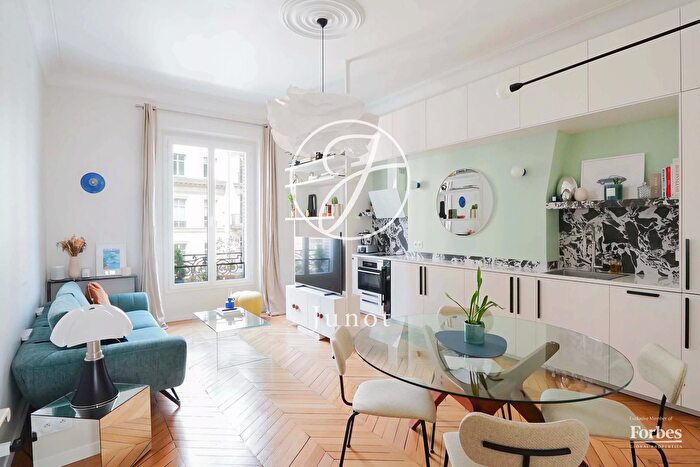 Paris 9ème, Opéra : Appartement 3 pièces à vendre