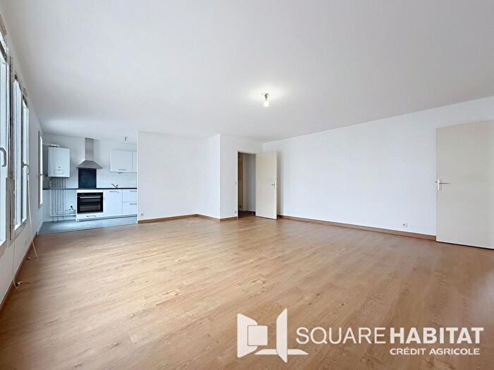 Quartiers Centre, Saint-Hélier, Gare - Appartement 3 pièces à louer