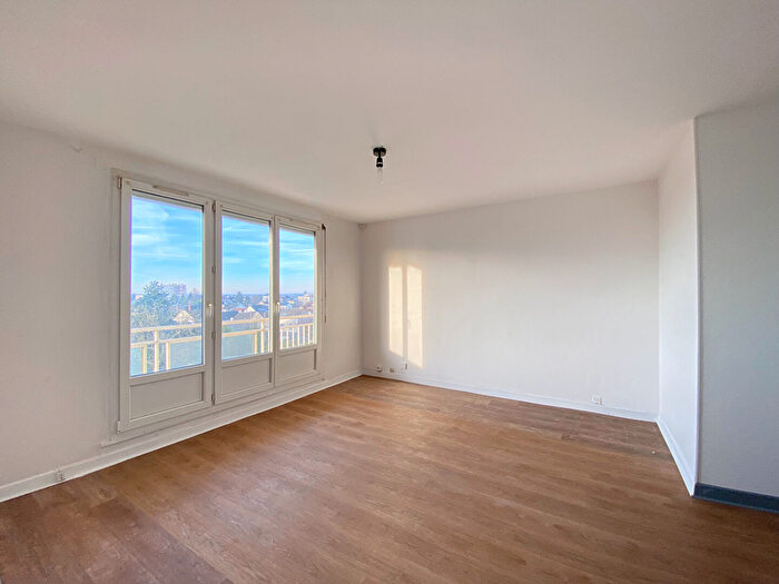 Bourges, Chancellerie, Gibjoncs, Moulon : Appartement 4 pièces à louer