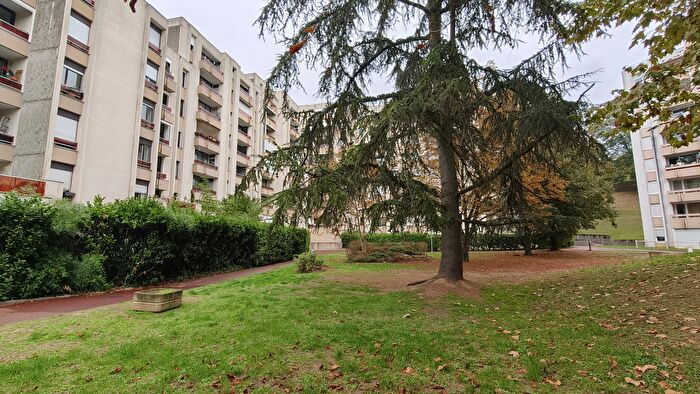 Appartement 1 pièce à vendre - Le Raincy, Plateau