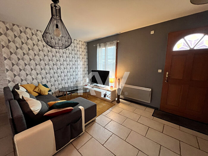 Maison à vendre - Darvoy - 4 pièces - 3 chambres