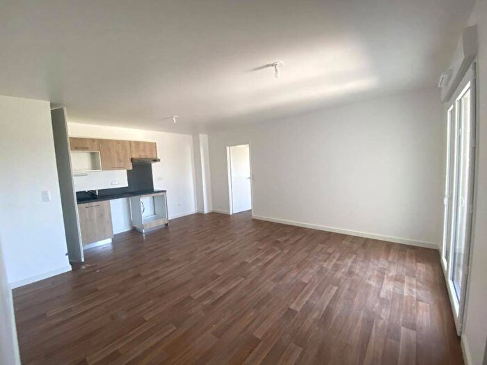 Appartement à louer - Beaulieu, Chartres - 3 pièces - 2 chambres