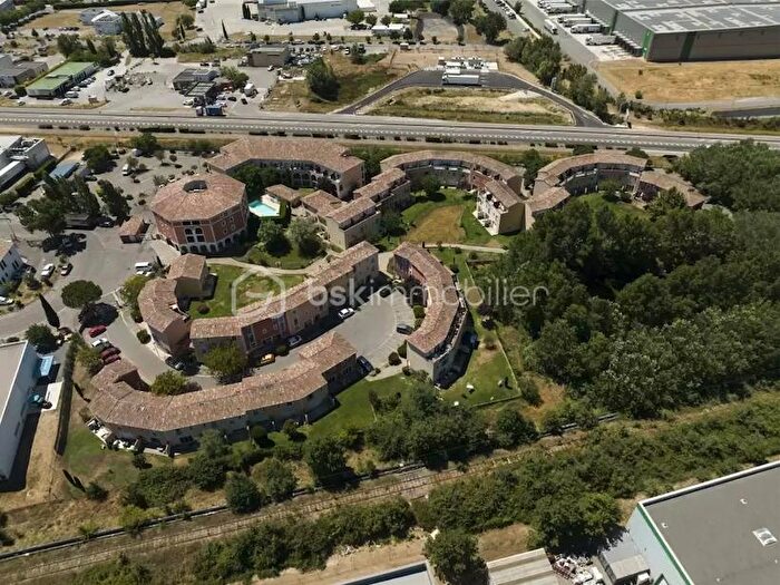 Maison à vendre - Rousset - 4 pièces - 3 chambres