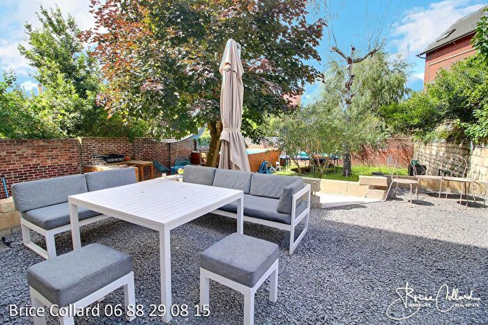 Maison 8 pièces à Creil, Voltaire, Gare, à vendre