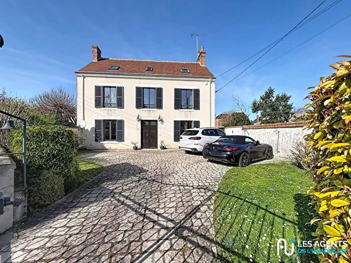 Maison à vendre - La Chapelle-Saint-Mesmin - 8 pièces - 5 chambres