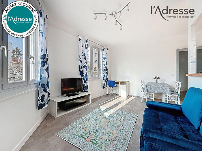 Rueil-Malmaison, Mont Valerien : Appartement 2 pièces à vendre