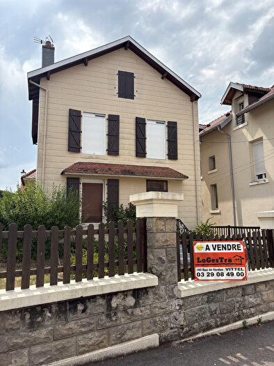 Vittel : Maison 7 pièces à vendre