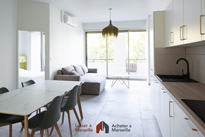 Marseille 1er, Noailles : Appartement 3 pièces à louer
