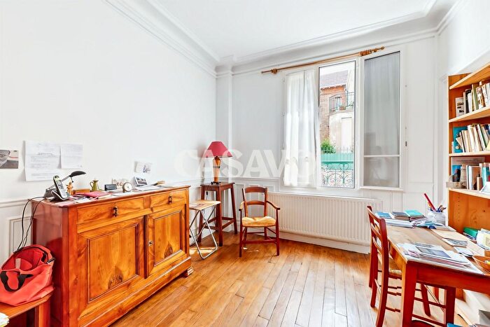Appartement à vendre - Paris e , Jean Moulin, Porte dOrléans - 3 pièces - 2 chambres