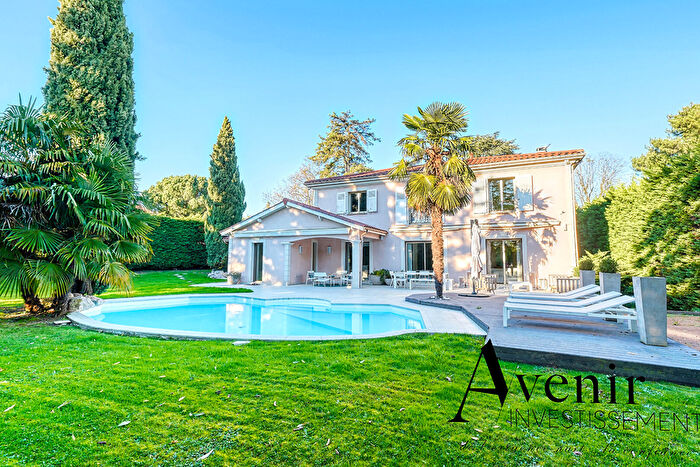 Maison à vendre - Écully, Les Serres, Vivier - 10 pièces - 6 chambres