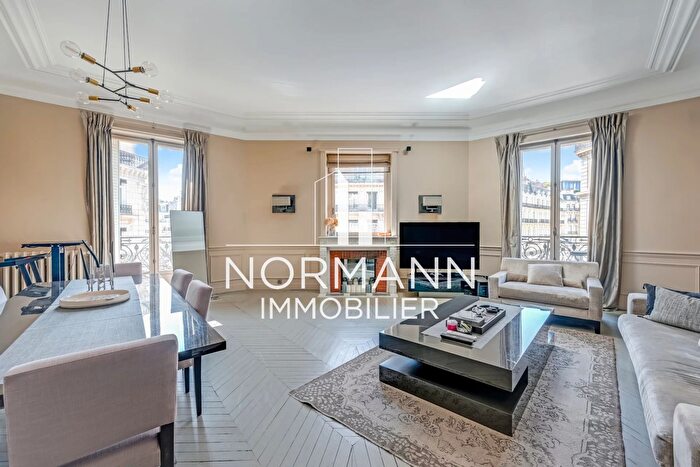 Paris 8ème, Triangle dOr - Appartement 4 pièces à vendre