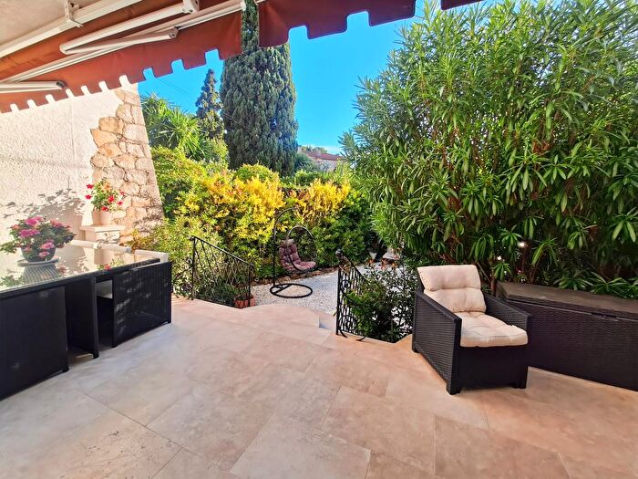 Cannes, Californie Pezou : Maison 4 pièces à vendre