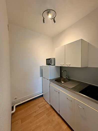 Appartement à louer - Reims, La Neuvillette, Trois Fontaines - 1 pièce