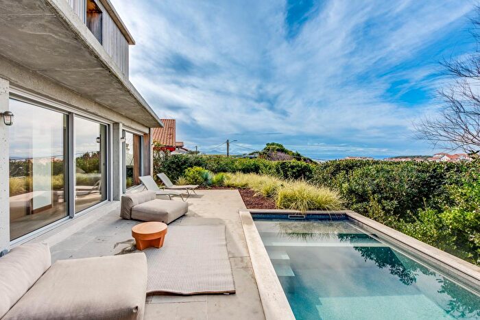 Maison 5 pièces à Biarritz, Larrepunte, République, à vendre