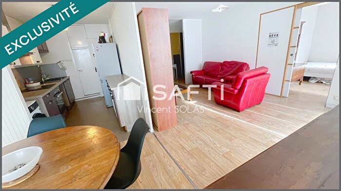 Appartement à vendre - La Roche-sur-Yon, Pyramides, Jean-Yole - 6 pièces - 4 chambres