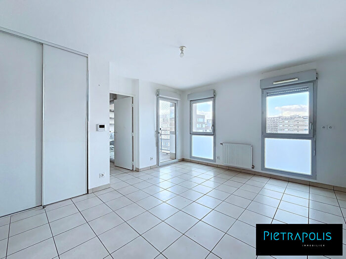 Appartement à vendre - Vénissieux, Anatole France, Paul Langevin - 3 pièces - 2 chambres