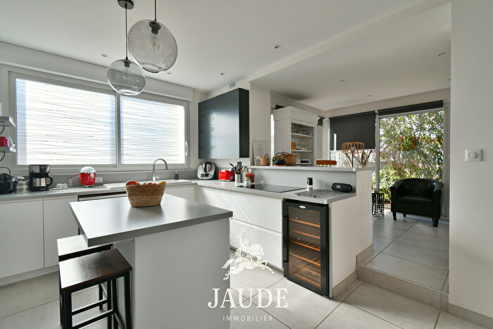 Maison à vendre - Clermont-Ferrand, Herbet, Brezet, Saint-Jean - 5 pièces - 4 chambres