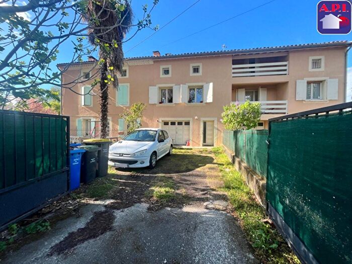 Maison à louer - Centre Ancien, Pamiers - 4 pièces - 3 chambres