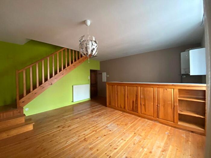 Appartement à louer - Montbrison, Centre-ville - 2 pièces - 1 chambre