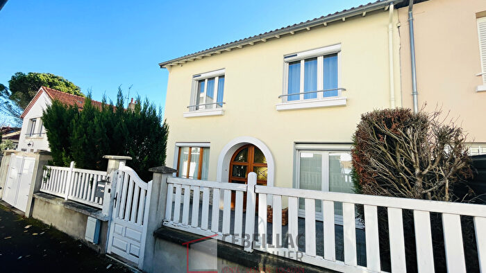 Maison à vendre - Clermont-Ferrand, Les Landais, Fontaine du Bac, La Pardieu - 6 pièces - 3 chambres