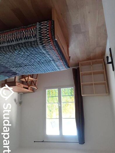 Appartement à louer - Nord Ouest, Vert-Saint-Denis - 1 pièce - 1 chambre