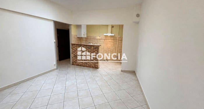 Les-Collines, Vienne : Appartement 2 pièces à louer