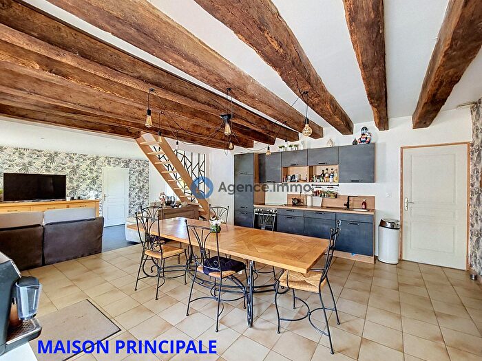 Maison 7 pièces à vendre à Neuillé-Pont-Pierre