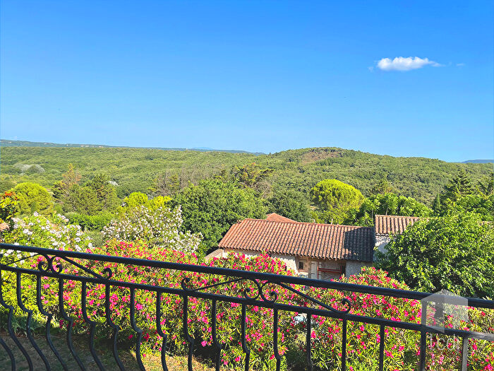 Maison à vendre - La Garde-Adhémar - 5 pièces - 4 chambres