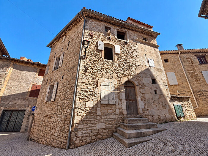 Barjac : Maison 6 pièces à vendre