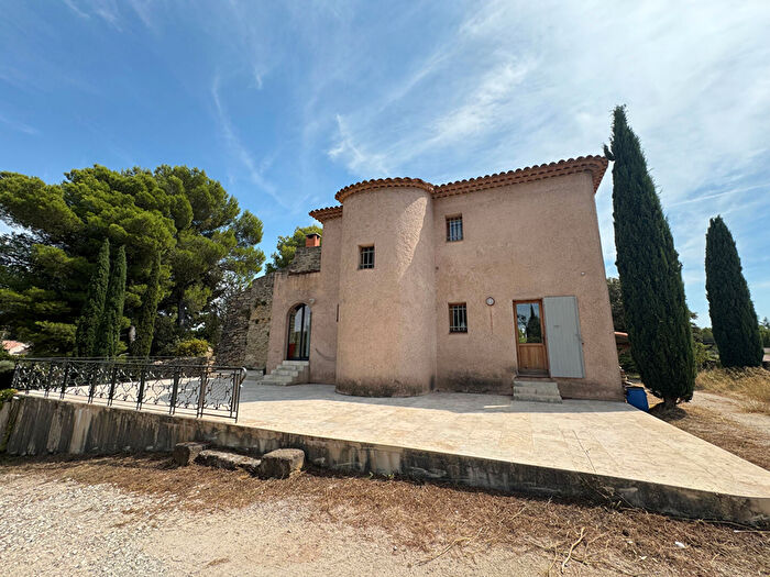 Maison 6 pièces à louer à Pélissanne