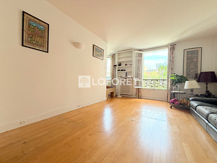 Appartement à vendre - Montrouge, Le vieux Montrouge - 4 pièces - 3 chambres