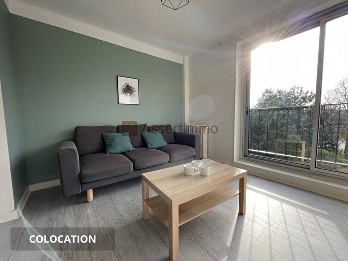 Centre I, Choisy-le-Roi : Appartement 5 pièces à louer
