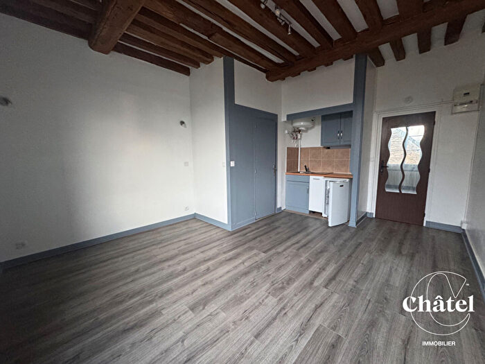 Appartement à louer - Senlis, Centre-ville - 1 pièce