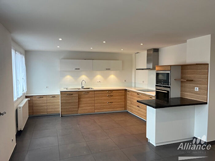 Appartement à vendre - Audincourt, Centre-ville - 5 pièces - 4 chambres