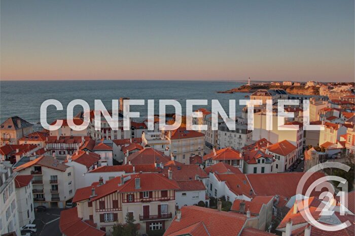 Appartement à vendre - Biarritz, Centre-ville Est - 3 pièces - 2 chambres